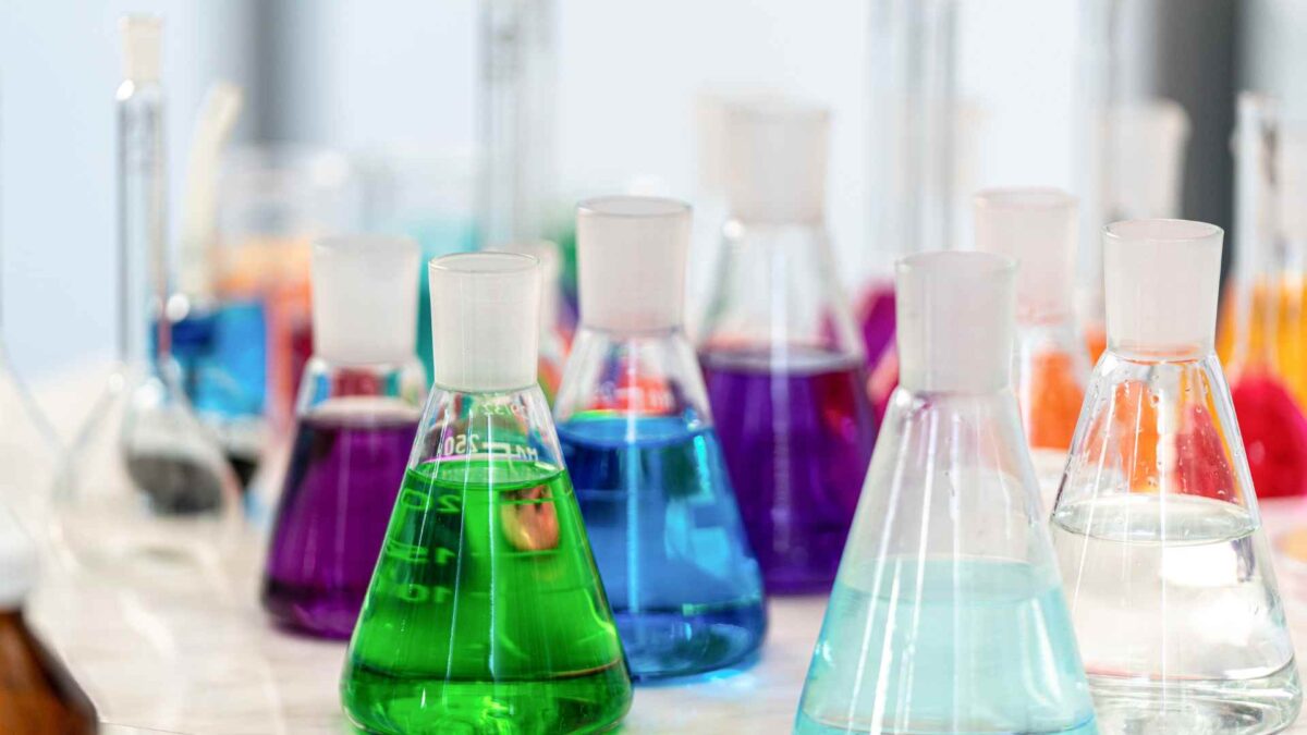 225 Science Trivia Questions That Will Challenge